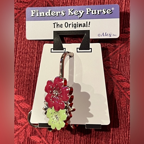 Accessories | Wild Roses Flower Key Finder | Poshmark